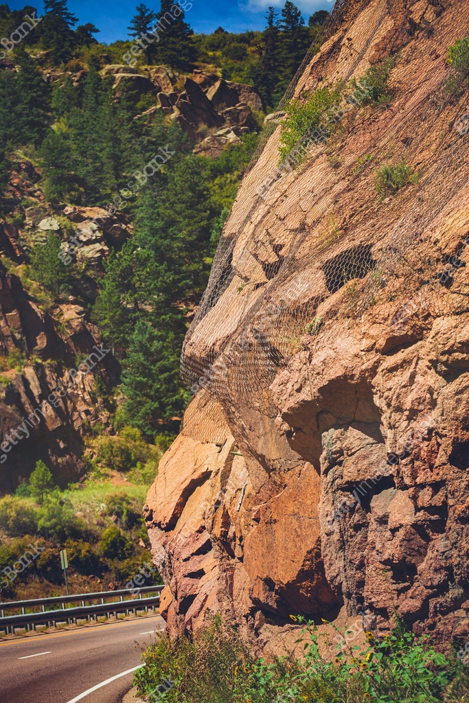 Highway driving on curvy mountain roads. Colorado, USA 이미지 (588614216 ... Highway driving on curvy mountain roads. Colorado, USA 이미지 (588614216 ...