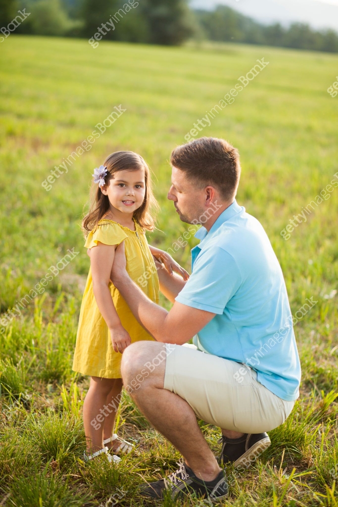 Father Daughter Love 이미지 944584924 게티이미지뱅크