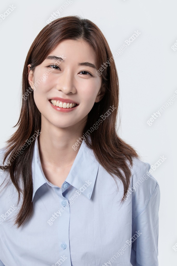 20대 청년 청년여자 성인여자 대학생 여성 성별 Mz세대 컨셉 스마일리페이스 얼굴모양 이미지